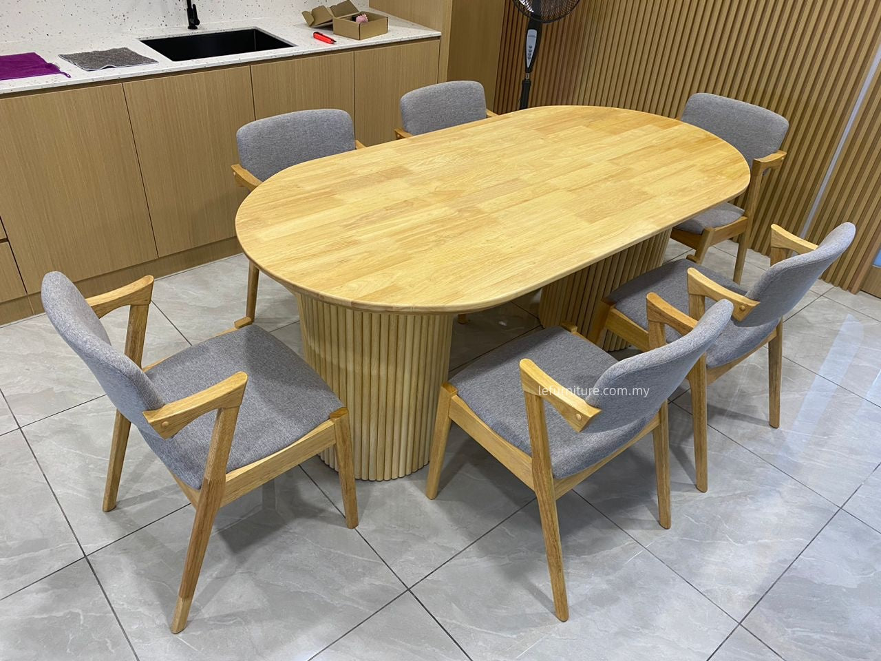 Customized Table (Rubberwood) – LE FURNITURE